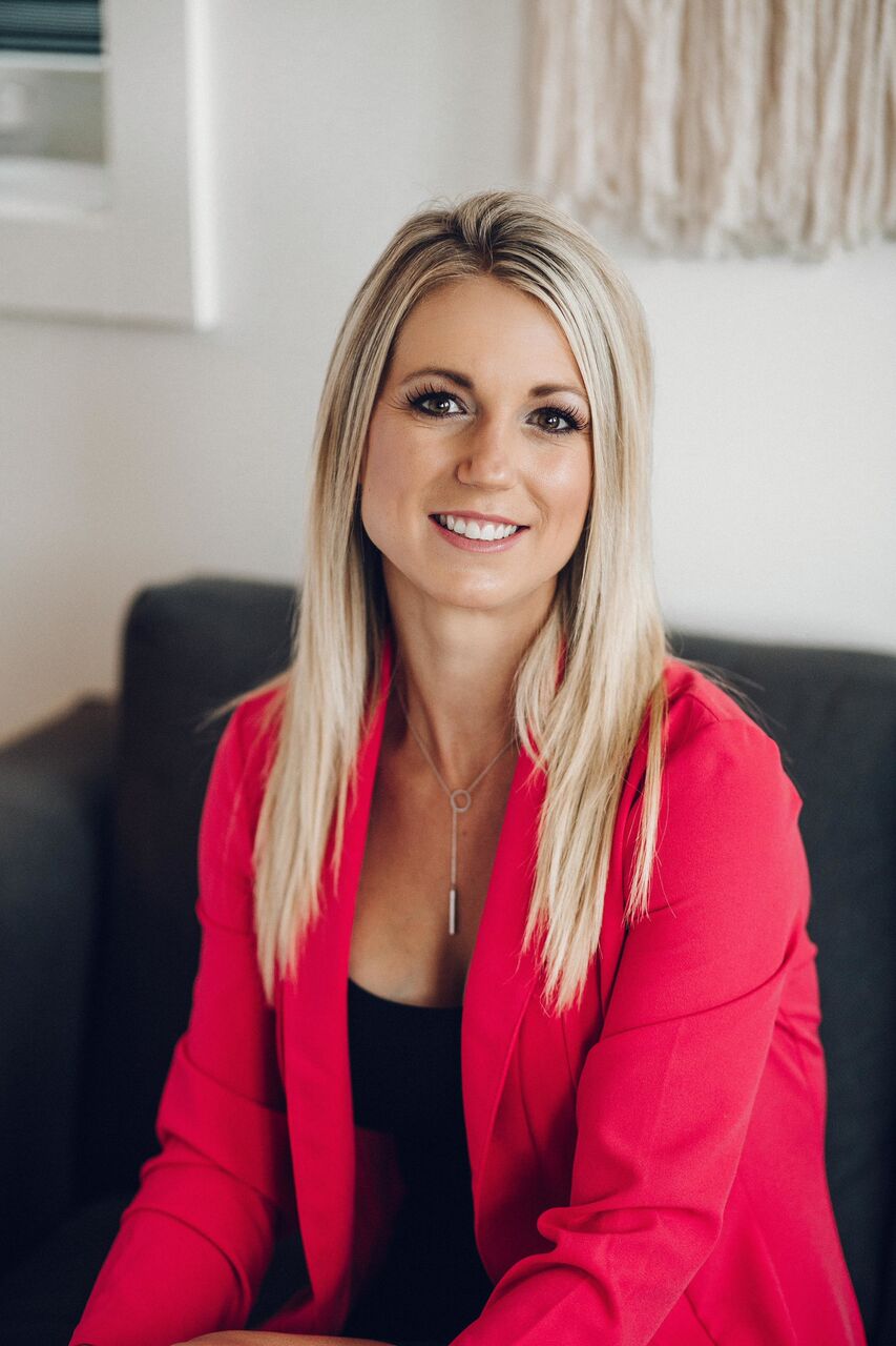 Brandi Droeske | The Mortgage Centre | Agent Detail